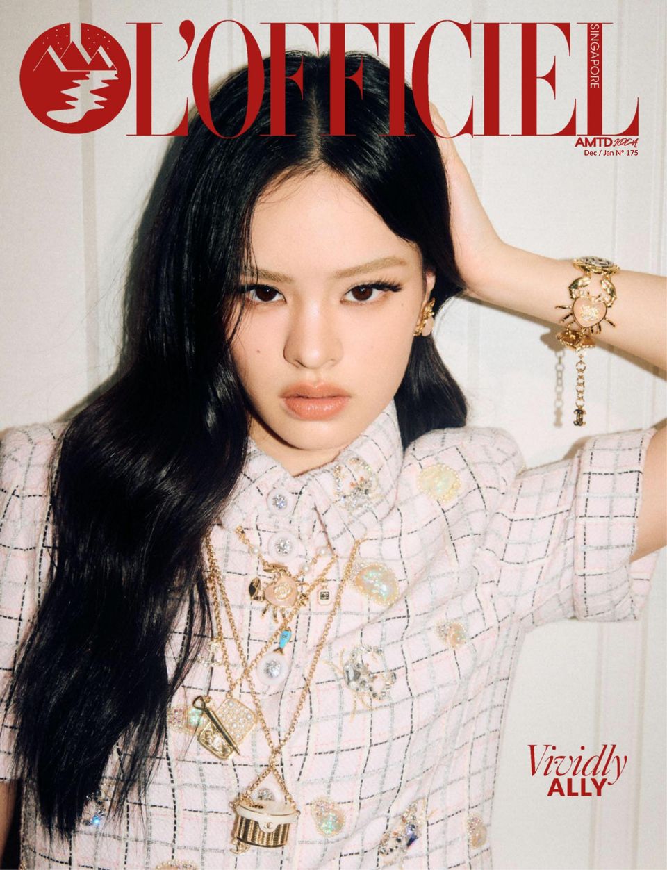 Get digital access to L'OFFICIEL Singapore Magazine | Magzter.com